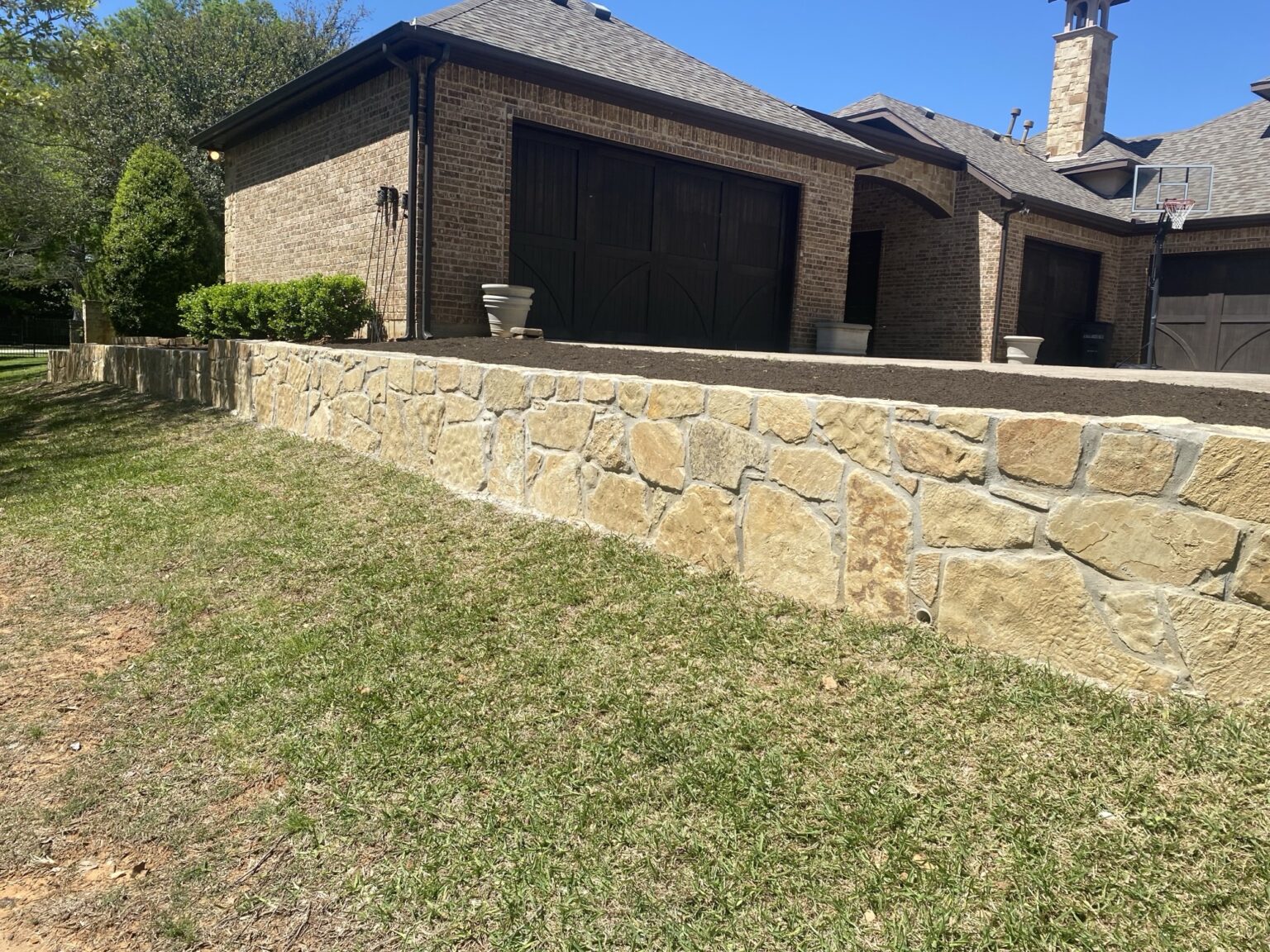 Milsap stone wall in Colleyville TX. - DFW Retaining Walls and Pool ...